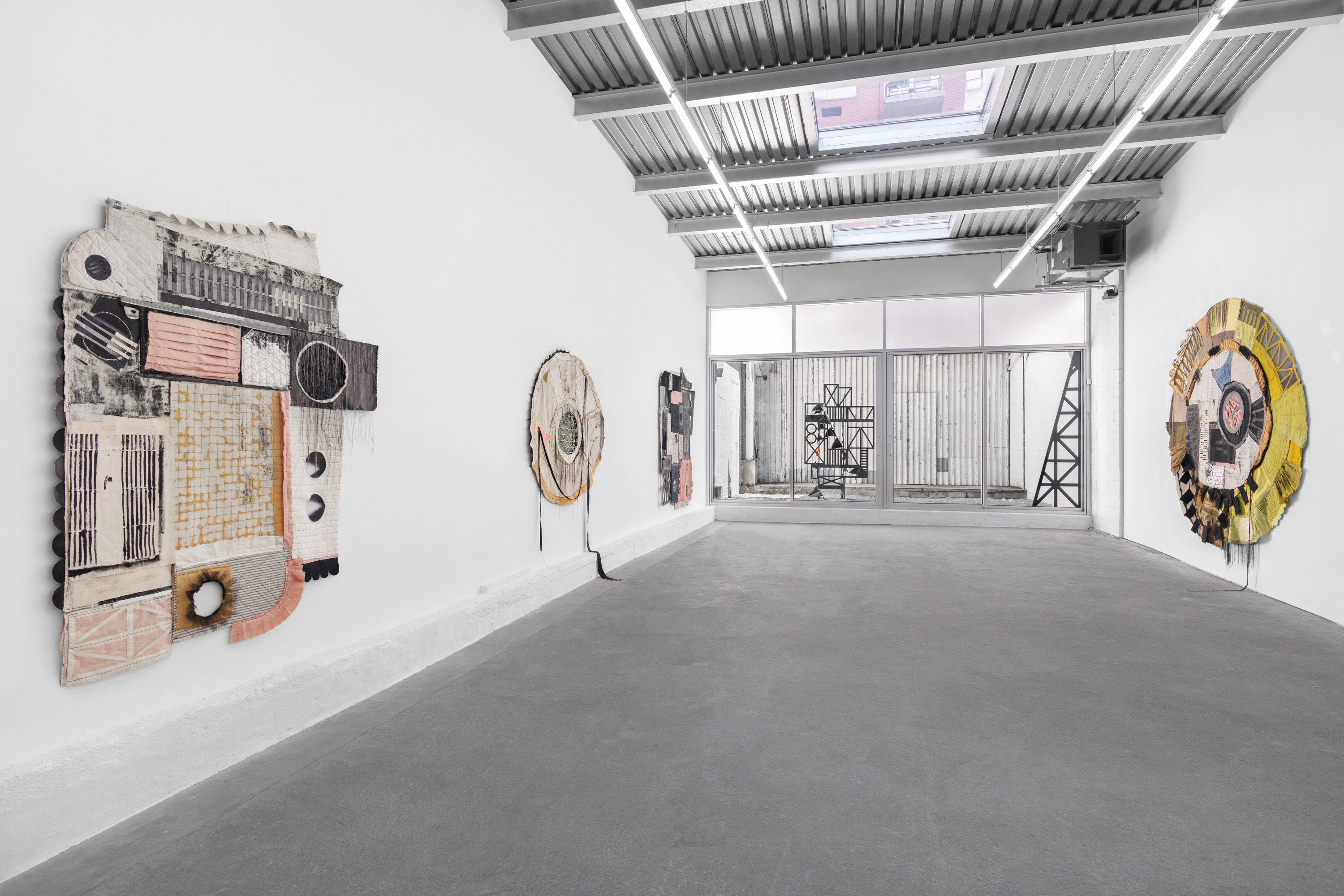 Spencer Brownstone Gallery | Switch Back